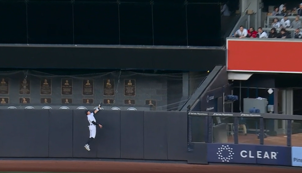 Aaron Judge Spectacular! Gleyber Walkoff Sac Fly Wins It! NY 3 Angels 2 ...